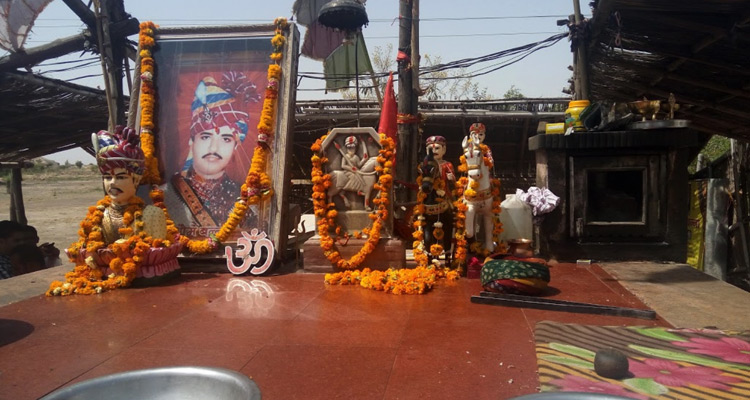 Bullet Baba Temple Jodhpur (Timings, History, Entry Fee, Images, Aarti ...